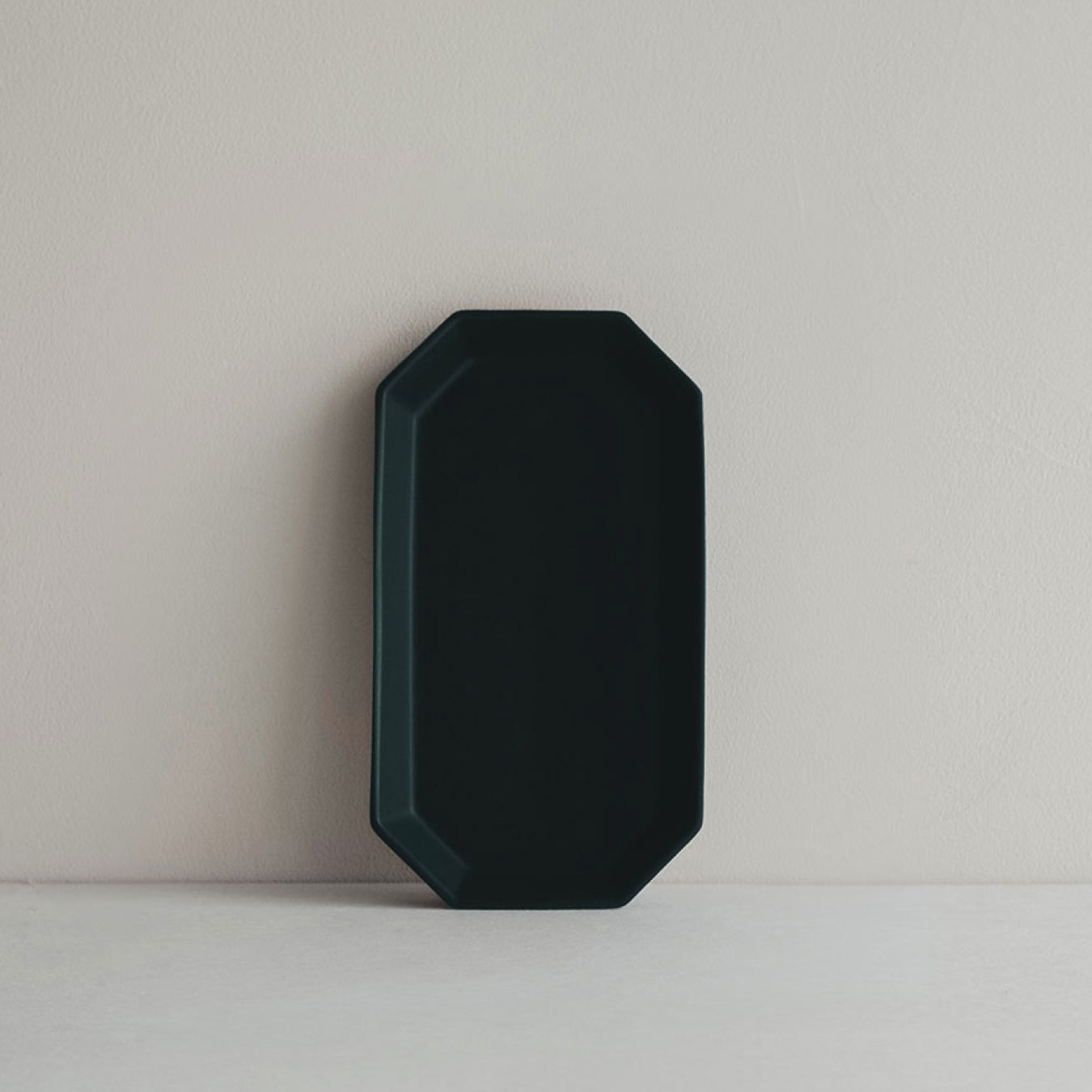 Jiseungmin Ceramics BASIC Wide Octagon Plate | Dinnerware
