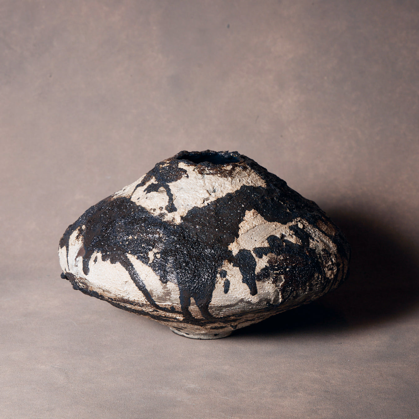 Yuko Ikeda (池田優子) - Vase 02 | ARJ Los Angeles
