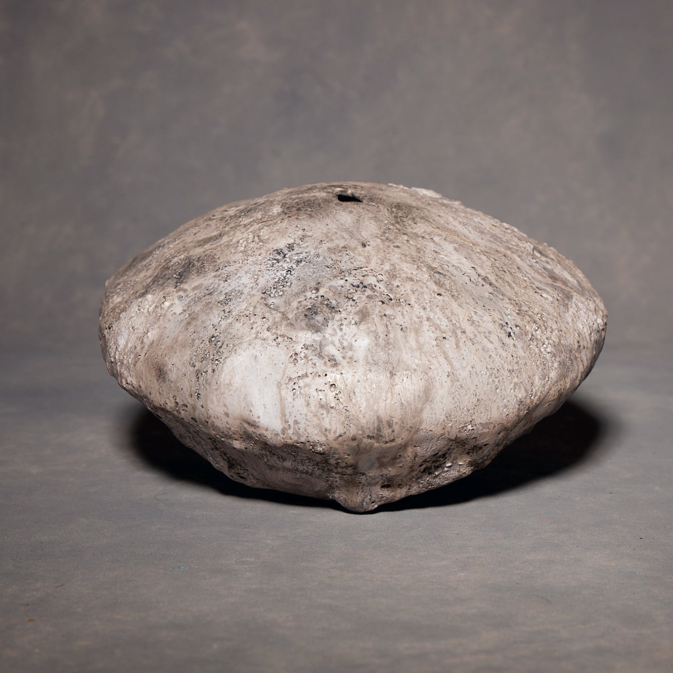 Yuko Ikeda (池田優子) - Silver Glazed Vase 01 | ARJ Los Angeles